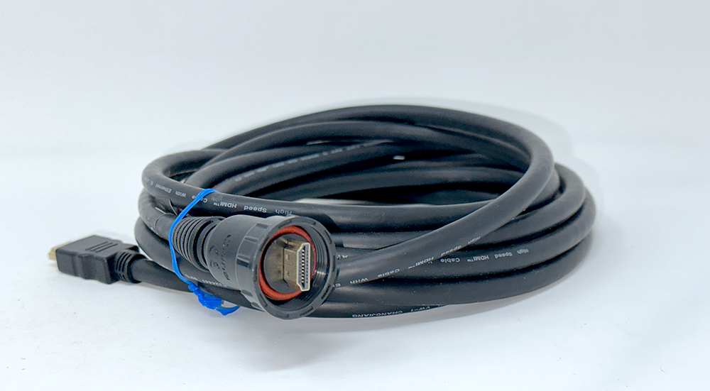 StrikeLines Interface Box (Garmin compatible) – StrikeLines Fishing Charts